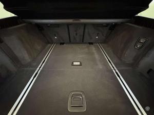 Black BMW 530 2018 in Marijampole, with an engine capacity of 2.99 L and mileage of 264 thousand km for 18999 €, photo 32 on AUTOMOTO.COM.LV