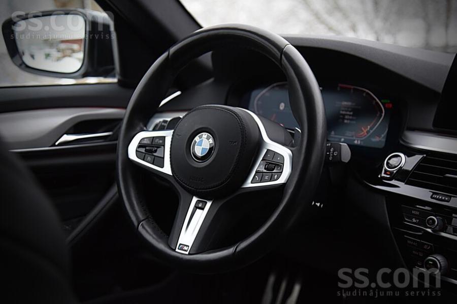Melns BMW 530 2019 Tukums, ar dzinēja tilpumu 3.00 L un nobraukumu 229 tūkst. km par 24990 €, foto 13 vietnē AUTOMOTO.COM.LV
