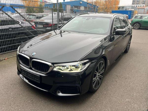 Black BMW 530 2019 in Vilnius, with an engine capacity of 2.00 L and mileage of 103 thousand km for 29000 €, photo 7 on AUTOMOTO.COM.LV