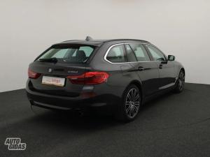 Black BMW 530 2019 in Vilnius, with an engine capacity of 3.00 L and mileage of 217 thousand km for 21999 €, photo 9 on AUTOMOTO.COM.LV