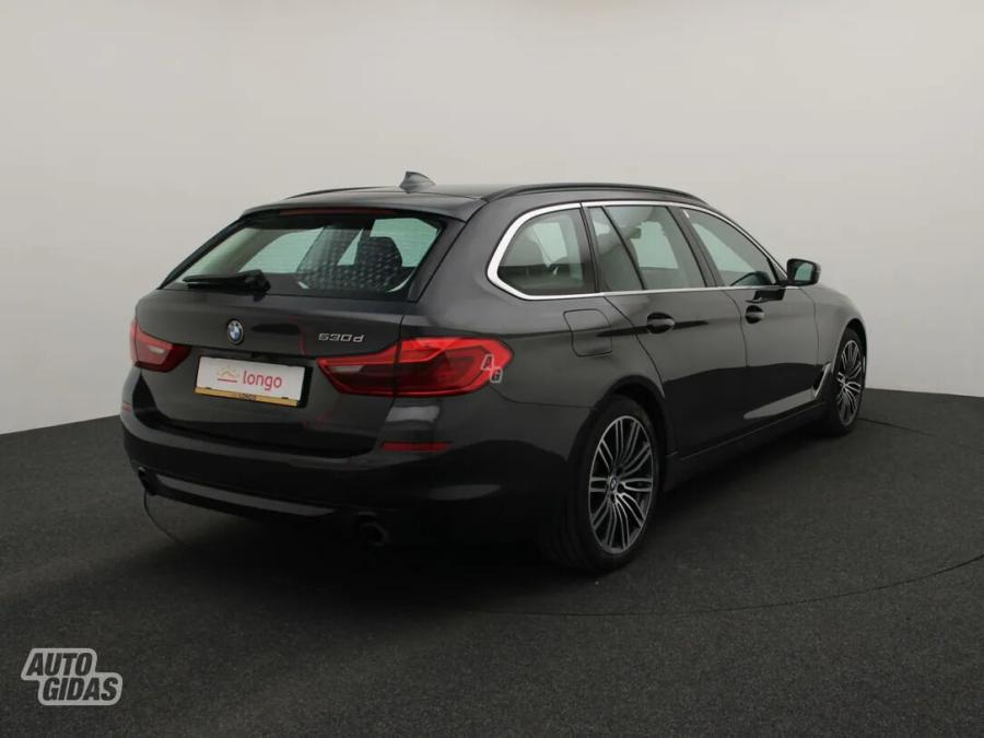 Black BMW 530 2019 in Vilnius, with an engine capacity of 3.00 L and mileage of 217 thousand km for 21999 €, photo 9 on AUTOMOTO.COM.LV