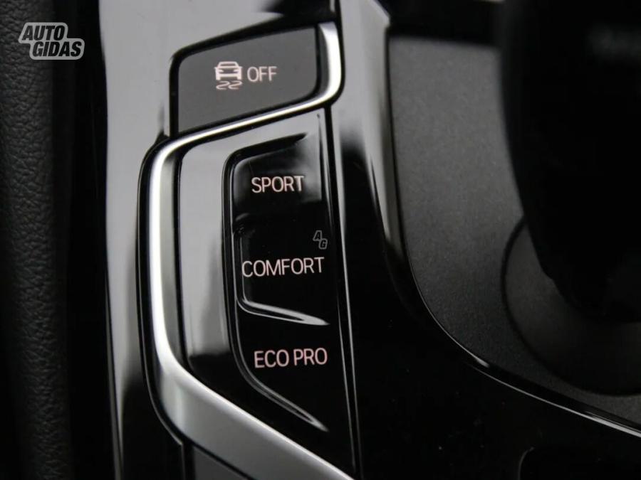 Black BMW 530 2019 in Vilnius, with an engine capacity of 3.00 L and mileage of 217 thousand km for 21999 €, photo 31 on AUTOMOTO.COM.LV