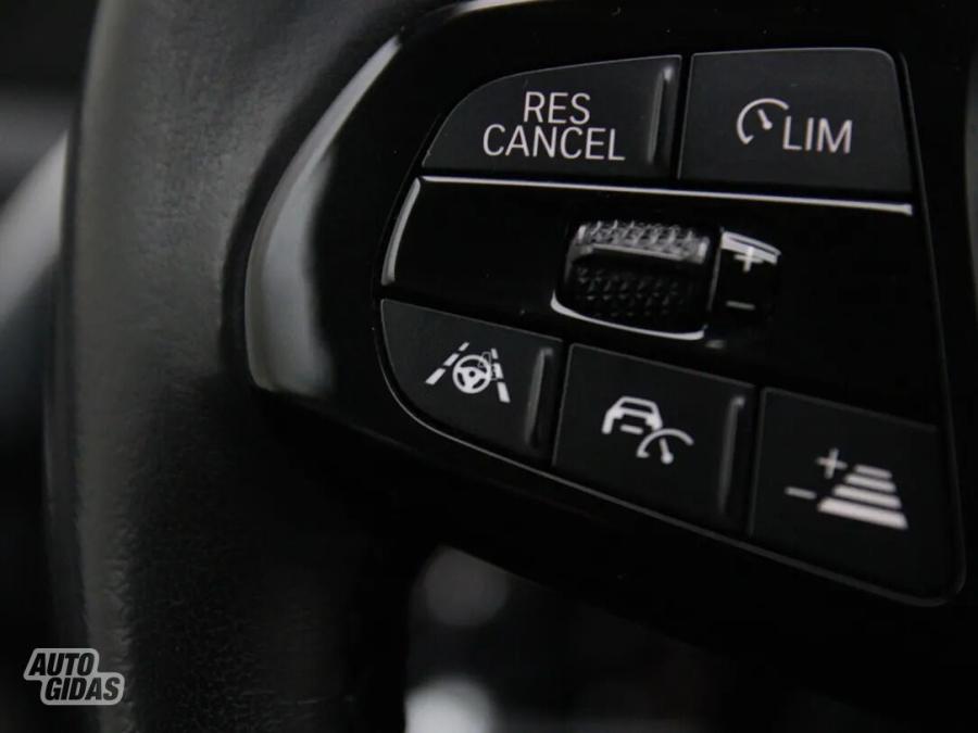 Black BMW 530 2019 in Vilnius, with an engine capacity of 3.00 L and mileage of 217 thousand km for 21999 €, photo 32 on AUTOMOTO.COM.LV