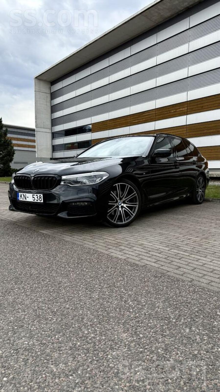 Melns BMW 530 2019 Rīga, ar dzinēja tilpumu 3.00 L un nobraukumu 177 tūkst. km par 28800 €, foto 3 vietnē AUTOMOTO.COM.LV