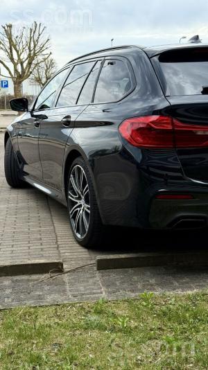Melns BMW 530 2019 Rīga, ar dzinēja tilpumu 3.00 L un nobraukumu 177 tūkst. km par 28800 €, foto 6 vietnē AUTOMOTO.COM.LV