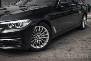 Black BMW 530 2019 in Riga, with an engine capacity of 3.00 L and mileage of 235 thousand km for 17000 €, photo 20 on AUTOMOTO.COM.LV