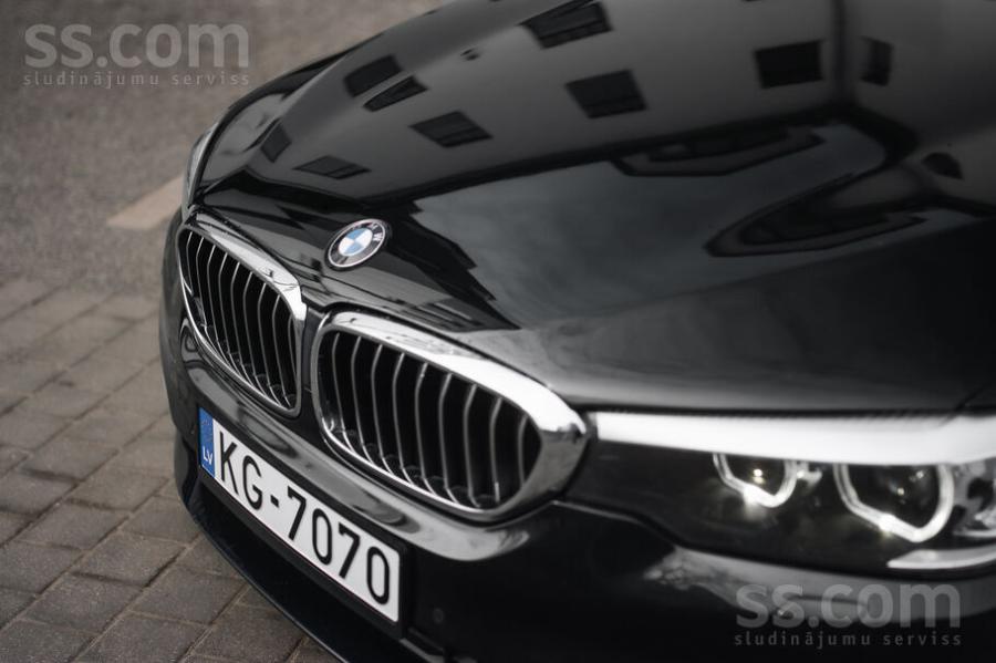 Black BMW 530 2019 in Riga, with an engine capacity of 3.00 L and mileage of 235 thousand km for 17000 €, photo 21 on AUTOMOTO.COM.LV