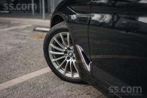 Black BMW 530 2019 in Riga, with an engine capacity of 3.00 L and mileage of 235 thousand km for 17000 €, photo 25 on AUTOMOTO.COM.LV