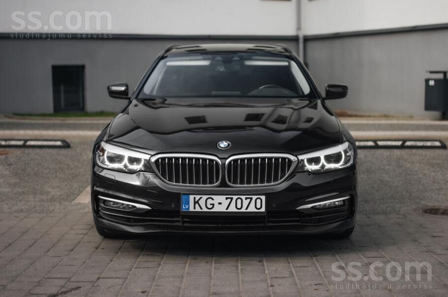 Black BMW 530 2019 in Riga, with an engine capacity of 3.00 L and mileage of 235 thousand km for 17000 €, photo 26 on AUTOMOTO.COM.LV
