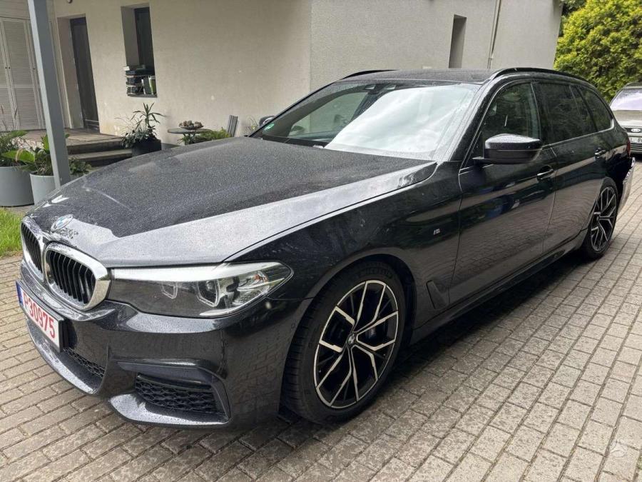Melns BMW 530 2019 Kauņa, ar dzinēja tilpumu 2.00 L un nobraukumu 146 tūkst. km par 14700 €, foto 4 vietnē AUTOMOTO.COM.LV