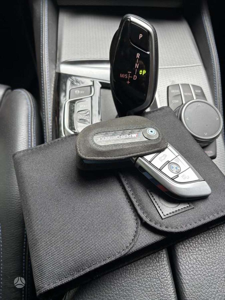 Melns BMW 530 2019 Kauņa, ar dzinēja tilpumu 2.00 L un nobraukumu 146 tūkst. km par 14700 €, foto 16 vietnē AUTOMOTO.COM.LV