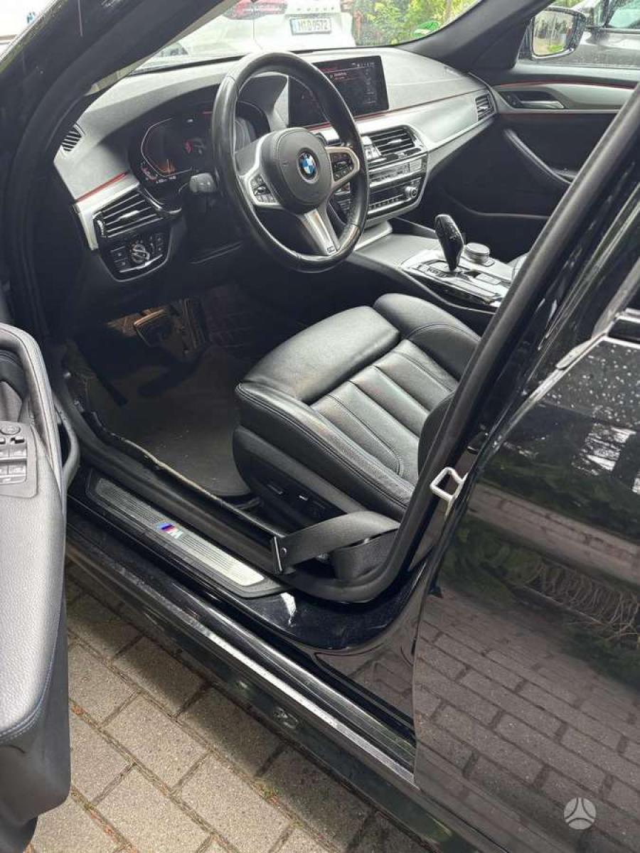 Melns BMW 530 2019 Kauņa, ar dzinēja tilpumu 2.00 L un nobraukumu 146 tūkst. km par 14700 €, foto 18 vietnē AUTOMOTO.COM.LV