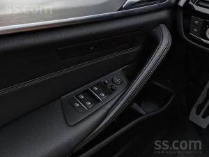 Melns BMW 530 2019 Tukums, ar dzinēja tilpumu 3.00 L un nobraukumu 164 tūkst. km par 23990 €, foto 26 vietnē AUTOMOTO.COM.LV