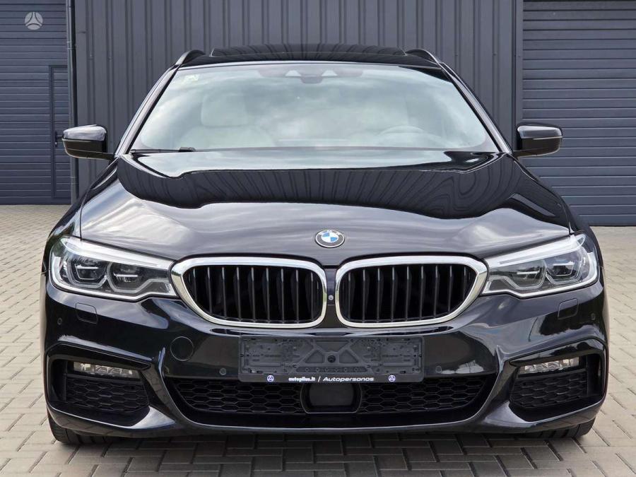 Melns BMW 530 2019 Kauņa, ar dzinēja tilpumu 2.00 L un nobraukumu 290 tūkst. km par 19950 €, foto 3 vietnē AUTOMOTO.COM.LV