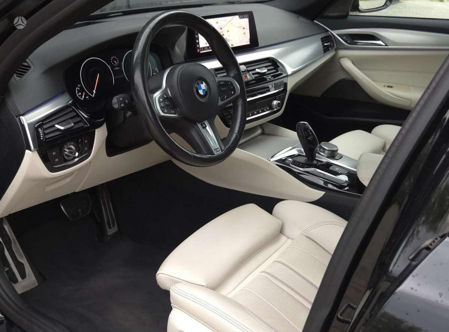 Melns BMW 530 2019 Kauņa, ar dzinēja tilpumu 2.00 L un nobraukumu 290 tūkst. km par 19950 €, foto 13 vietnē AUTOMOTO.COM.LV