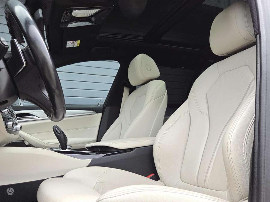 Melns BMW 530 2019 Kauņa, ar dzinēja tilpumu 2.00 L un nobraukumu 290 tūkst. km par 19950 €, foto 14 vietnē AUTOMOTO.COM.LV