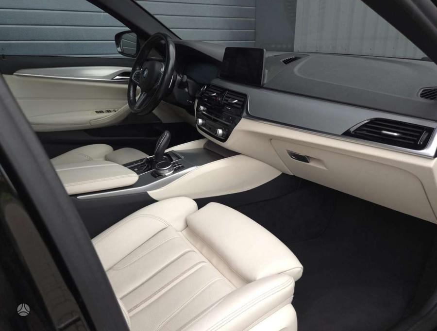 Melns BMW 530 2019 Kauņa, ar dzinēja tilpumu 2.00 L un nobraukumu 290 tūkst. km par 19950 €, foto 18 vietnē AUTOMOTO.COM.LV