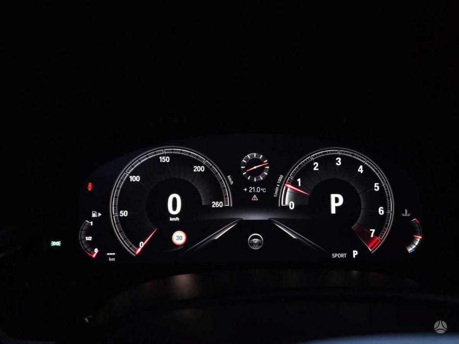 Melns BMW 530 2019 Kauņa, ar dzinēja tilpumu 2.00 L un nobraukumu 290 tūkst. km par 19950 €, foto 33 vietnē AUTOMOTO.COM.LV