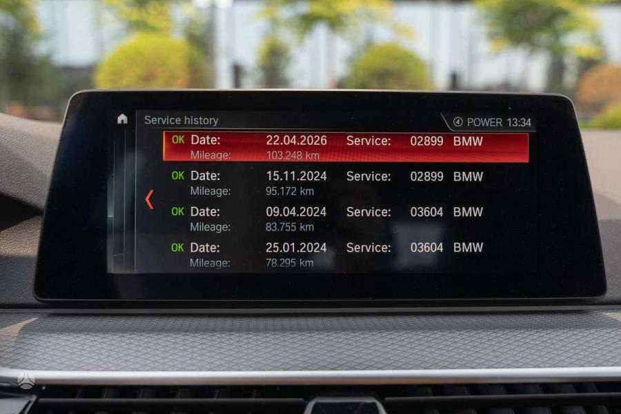 Черный БМВ 530 2019 в Вильнюс, объемом двигателя 0.00 л и пробегом 104 тыс. км за 26990 €, фото 40 на AUTOMOTO.COM.LV