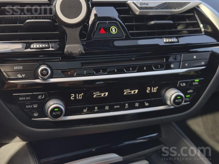 Melns BMW 530 2019 Rīga, ar dzinēja tilpumu 3.00 L un nobraukumu 306 tūkst. km par 22990 €, foto 18 vietnē AUTOMOTO.COM.LV