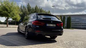 Black BMW 530 2019 in Riga, with an engine capacity of 3.00 L and mileage of 181 thousand km for 27690 €, photo 6 on AUTOMOTO.COM.LV