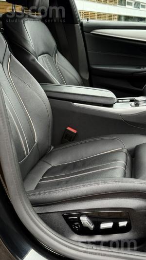 Black BMW 530 2019 in Riga, with an engine capacity of 3.00 L and mileage of 181 thousand km for 27690 €, photo 14 on AUTOMOTO.COM.LV
