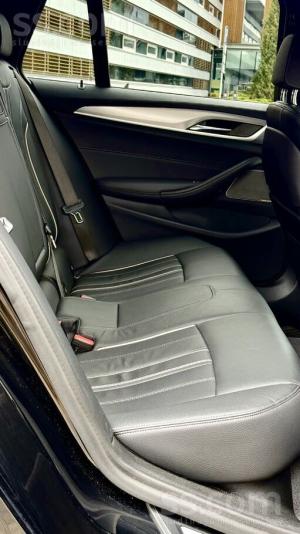 Black BMW 530 2019 in Riga, with an engine capacity of 3.00 L and mileage of 181 thousand km for 27690 €, photo 16 on AUTOMOTO.COM.LV