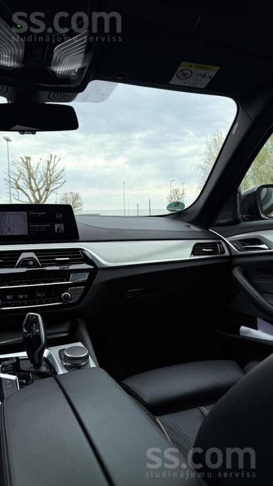 Black BMW 530 2019 in Riga, with an engine capacity of 3.00 L and mileage of 181 thousand km for 27690 €, photo 18 on AUTOMOTO.COM.LV