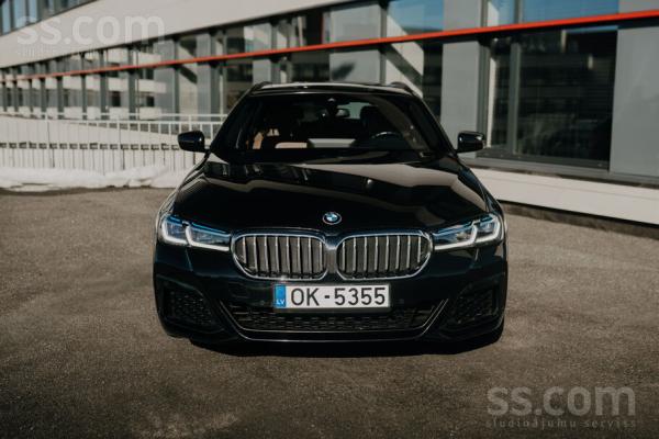 Black BMW 530 2020 in Tukums, with an engine capacity of 2.00 L and mileage of 180 thousand km for 22600 €, photo 5 on AUTOMOTO.COM.LV