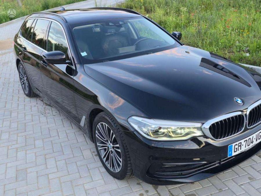 Black BMW 530 2020 in Vilnius, with an engine capacity of 2.99 L and mileage of 331 thousand km for 16800 €, photo 1 on AUTOMOTO.COM.LV