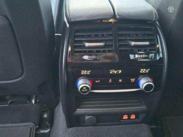 Black BMW 530 2020 in Vilnius, with an engine capacity of 2.99 L and mileage of 331 thousand km for 16800 €, photo 10 on AUTOMOTO.COM.LV