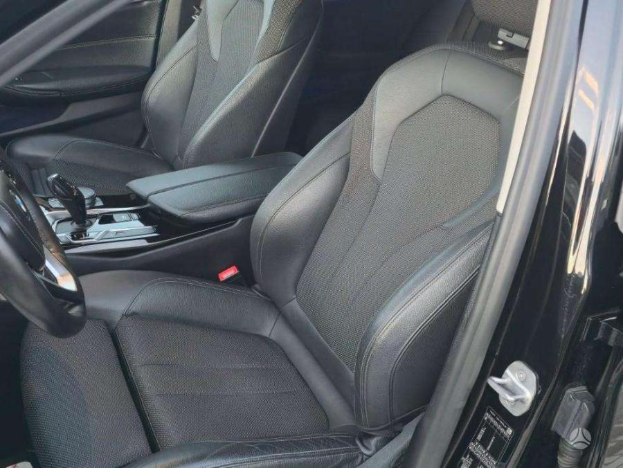 Black BMW 530 2020 in Vilnius, with an engine capacity of 2.99 L and mileage of 331 thousand km for 16800 €, photo 14 on AUTOMOTO.COM.LV