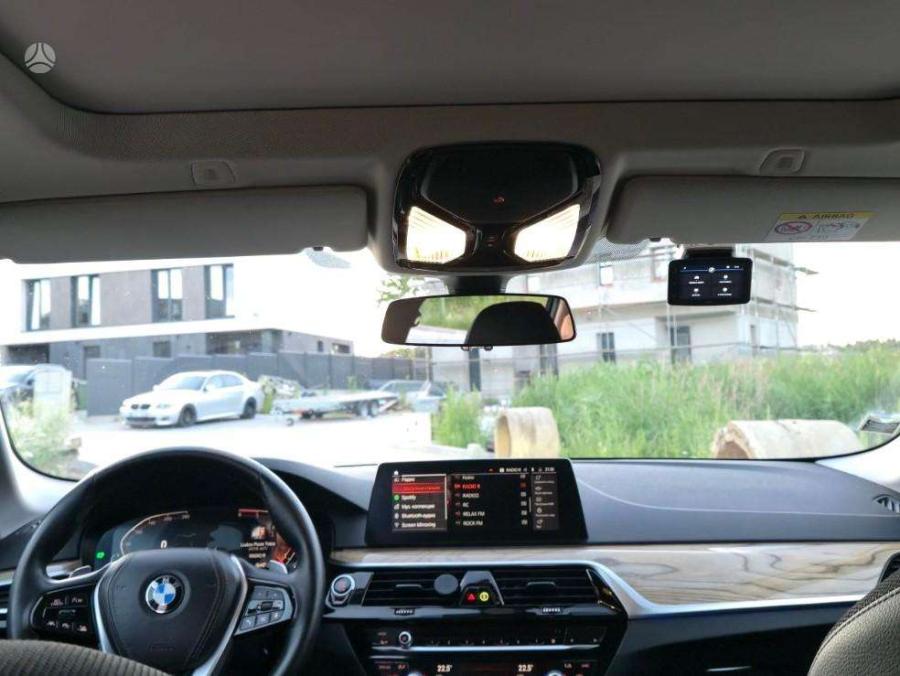 Black BMW 530 2020 in Vilnius, with an engine capacity of 2.99 L and mileage of 331 thousand km for 16800 €, photo 17 on AUTOMOTO.COM.LV