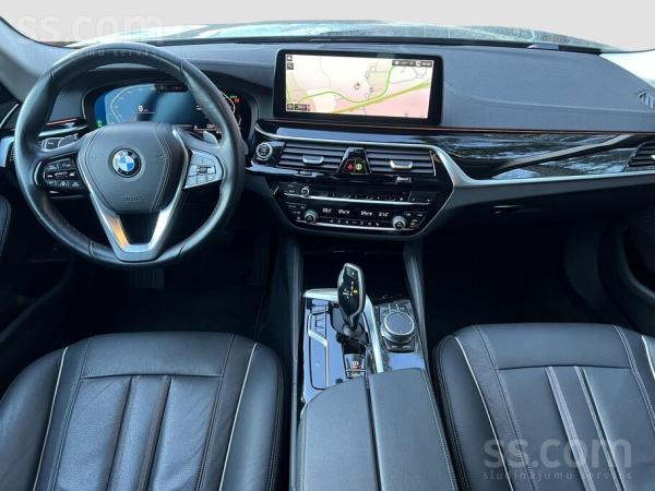 Melns BMW 530 2021 Rīga, ar dzinēja tilpumu 3.00 L un nobraukumu 96 tūkst. km par 35400 €, foto 6 vietnē AUTOMOTO.COM.LV