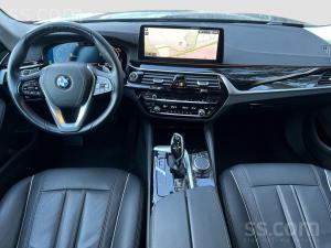 Melns BMW 530 2021 Rīga, ar dzinēja tilpumu 3.00 L un nobraukumu 96 tūkst. km par 35400 €, foto 6 vietnē AUTOMOTO.COM.LV