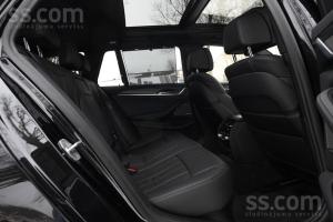 Melns BMW 530 2021 Jelgava, ar dzinēja tilpumu 2.00 L un nobraukumu 136 tūkst. km par 38900 €, foto 16 vietnē AUTOMOTO.COM.LV
