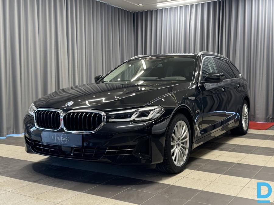 Melns BMW 530 2021 Mārupe, ar dzinēja tilpumu 2.00 L un nobraukumu 156 tūkst. km par 25990 €, foto 1 vietnē AUTOMOTO.COM.LV