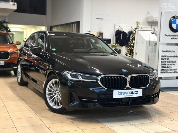 Melns BMW 530 2021 Klaipėda, ar dzinēja tilpumu 2.00 L un nobraukumu 143 tūkst. km par 29392 €, foto 3 vietnē AUTOMOTO.COM.LV