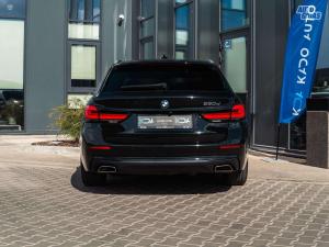 Black BMW 530 2021 in Marijampole, with an engine capacity of 3.00 L and mileage of 77 thousand km for 34950 €, photo 10 on AUTOMOTO.COM.LV