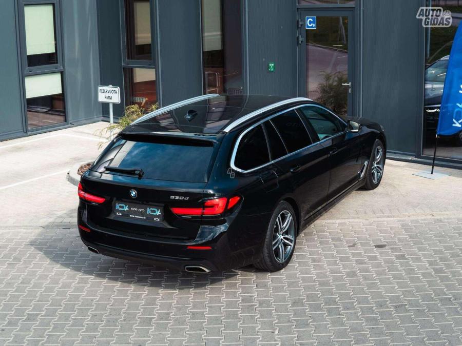 Black BMW 530 2021 in Marijampole, with an engine capacity of 3.00 L and mileage of 77 thousand km for 34950 €, photo 11 on AUTOMOTO.COM.LV