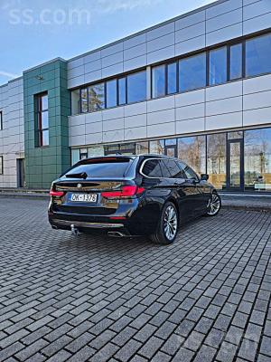 Melns BMW 530 2021 Tukums, ar dzinēja tilpumu 3.00 L un nobraukumu 159 tūkst. km par 26400 €, foto 4 vietnē AUTOMOTO.COM.LV