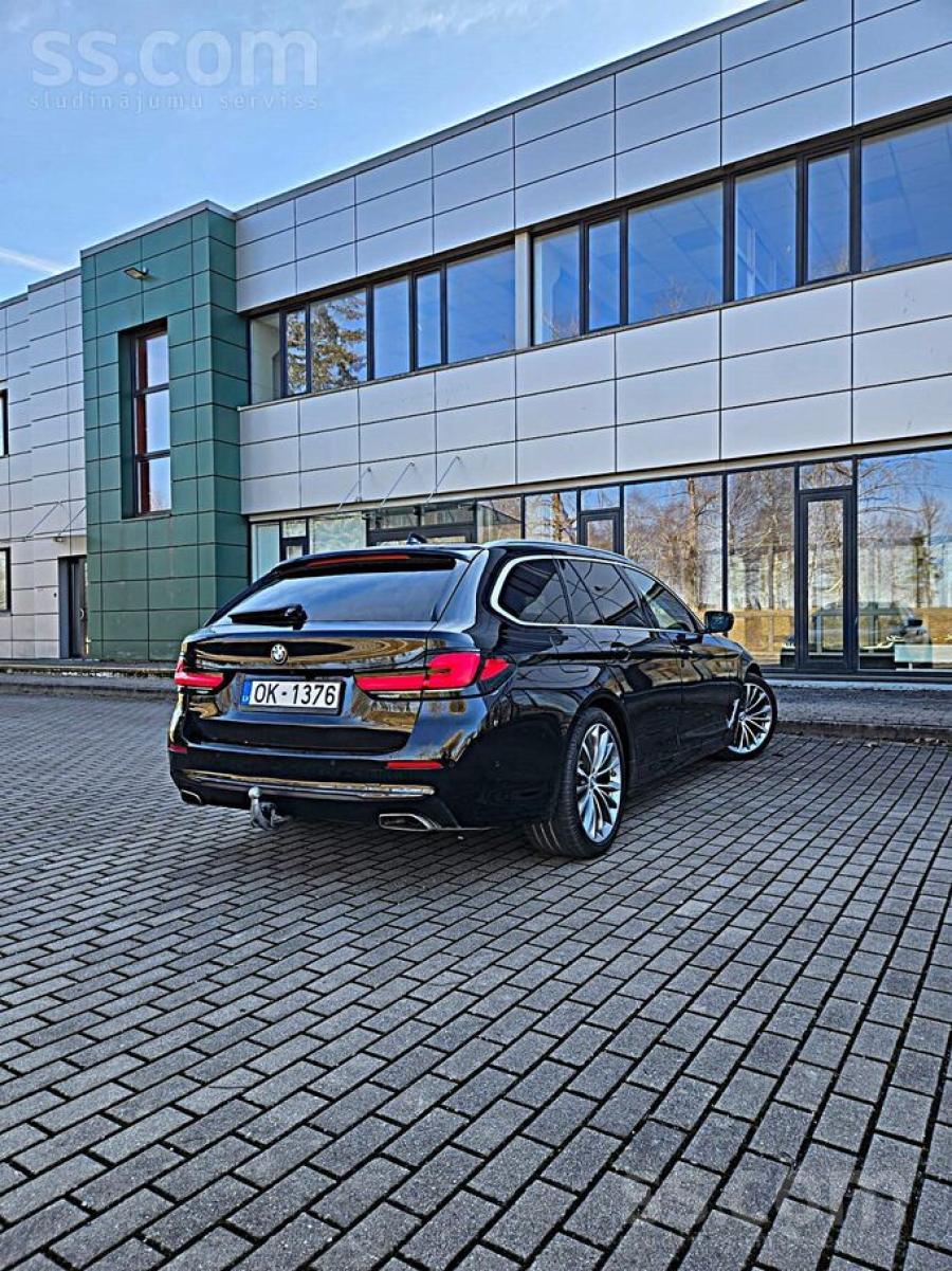 Melns BMW 530 2021 Tukums, ar dzinēja tilpumu 3.00 L un nobraukumu 159 tūkst. km par 26400 €, foto 4 vietnē AUTOMOTO.COM.LV