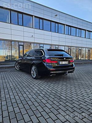 Melns BMW 530 2021 Tukums, ar dzinēja tilpumu 3.00 L un nobraukumu 159 tūkst. km par 26400 €, foto 5 vietnē AUTOMOTO.COM.LV