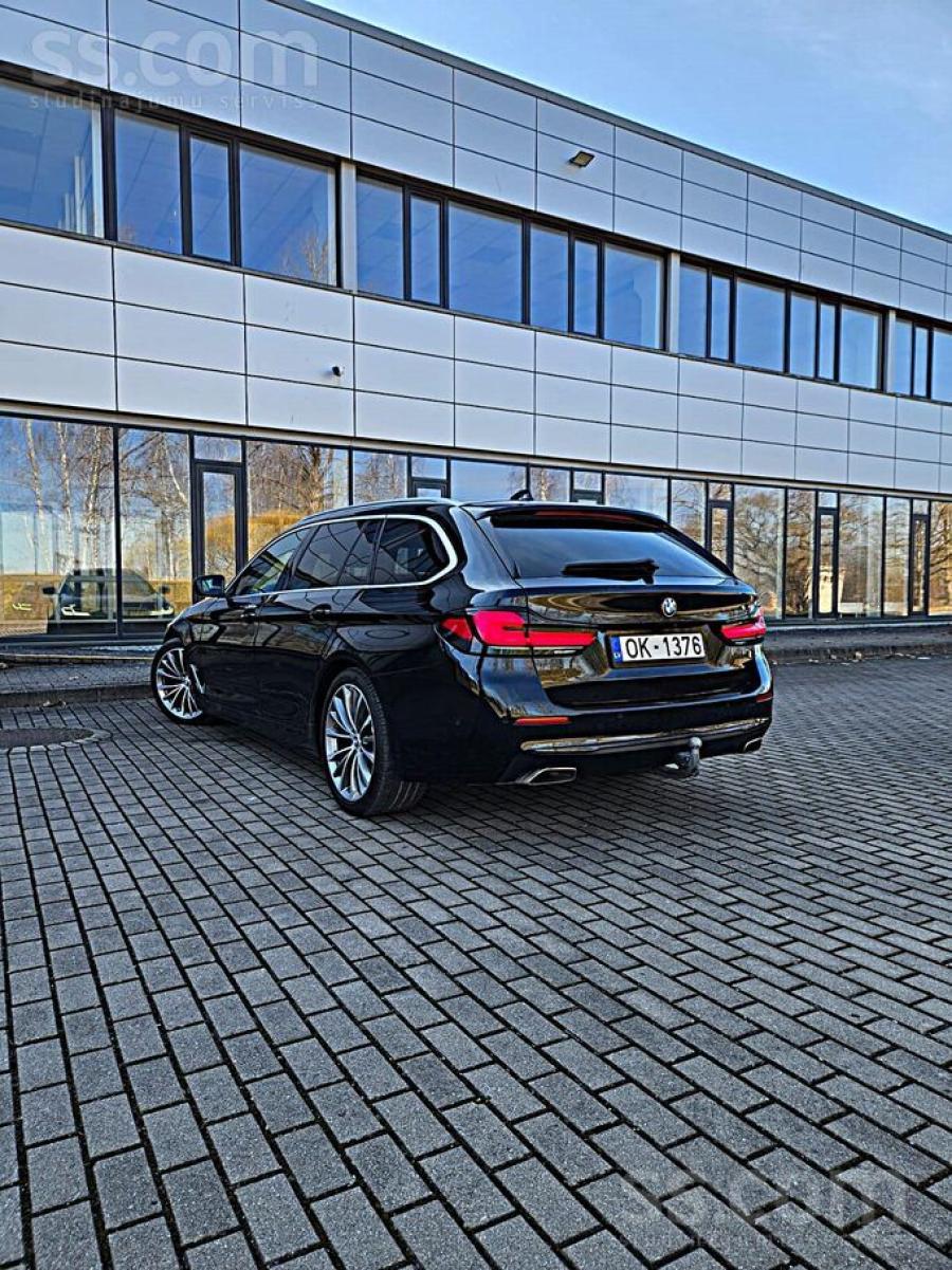 Melns BMW 530 2021 Tukums, ar dzinēja tilpumu 3.00 L un nobraukumu 159 tūkst. km par 26400 €, foto 5 vietnē AUTOMOTO.COM.LV