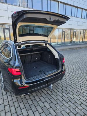 Melns BMW 530 2021 Tukums, ar dzinēja tilpumu 3.00 L un nobraukumu 159 tūkst. km par 26400 €, foto 7 vietnē AUTOMOTO.COM.LV