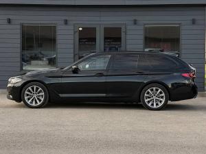 Black BMW 530 2021 in Jelgava, with an engine capacity of 2.00 L and mileage of 150 thousand km for 26750 €, photo 6 on AUTOMOTO.COM.LV