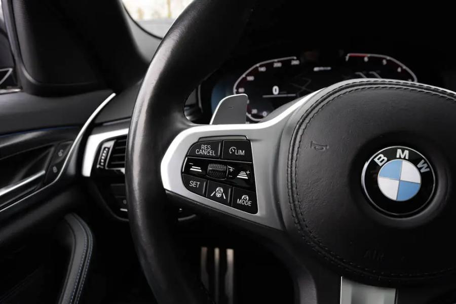 Melns BMW 530 2021 Jelgava, ar dzinēja tilpumu 2.00 L un nobraukumu 206 tūkst. km par 28900 €, foto 26 vietnē AUTOMOTO.COM.LV