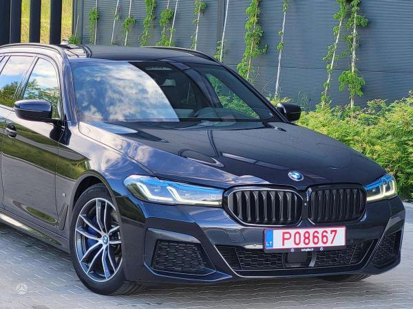 Black BMW 530 2021 in Vilnius, with an engine capacity of 2.99 L and mileage of 247 thousand km for 26500 €, photo 5 on AUTOMOTO.COM.LV