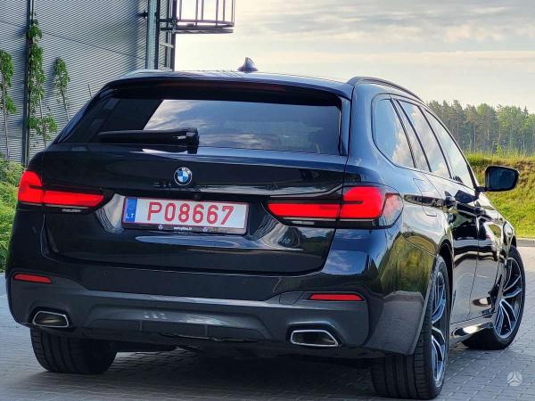 Black BMW 530 2021 in Vilnius, with an engine capacity of 2.99 L and mileage of 247 thousand km for 26500 €, photo 8 on AUTOMOTO.COM.LV