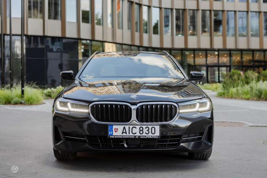 Melns BMW 530 2021 Viļņa, ar dzinēja tilpumu 2.99 L un nobraukumu 191 tūkst. km par 28900 €, foto 3 vietnē AUTOMOTO.COM.LV